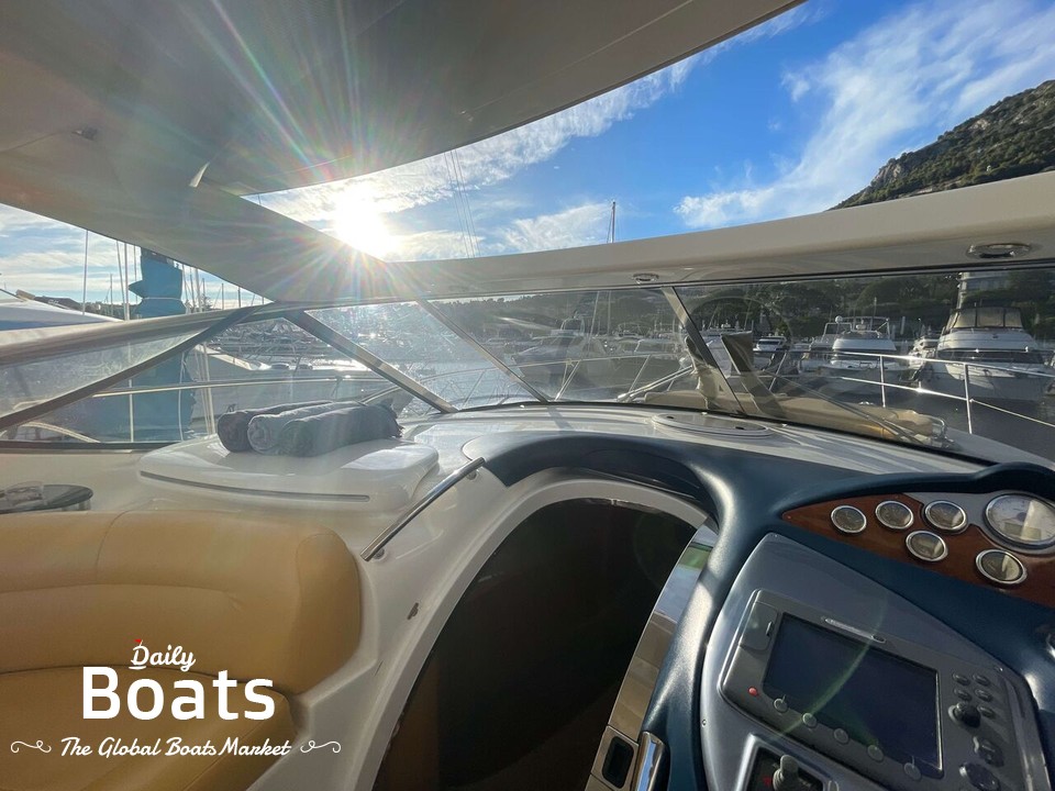 2010 Azimut Atlantis 42 Ht for sale. View price, photos and Buy 2010 ...