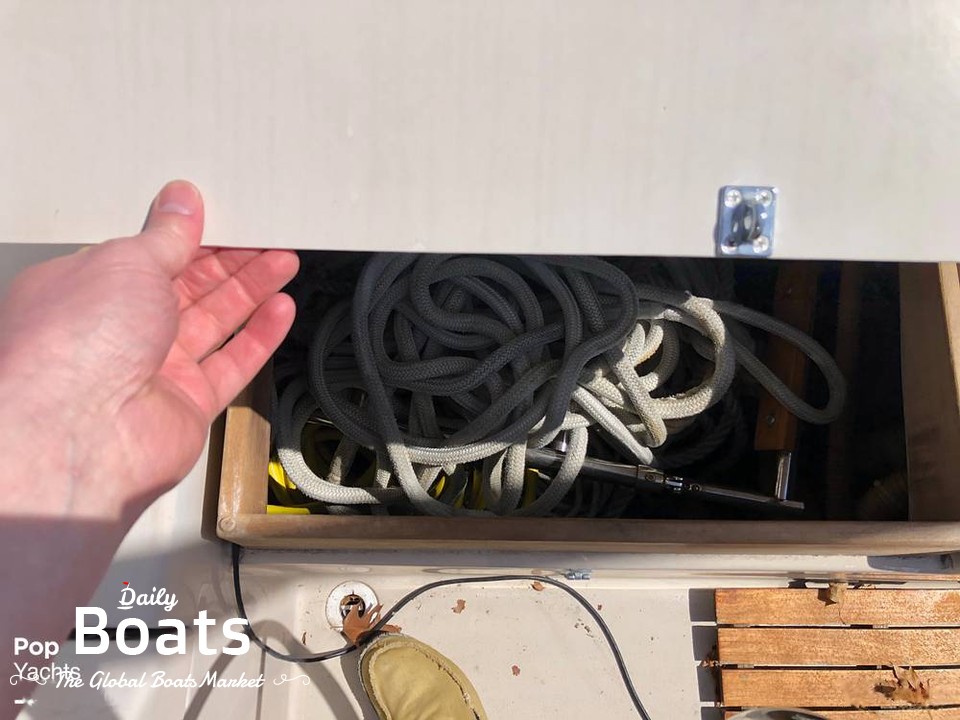 1985 Hinterhoeller Yachts Nonsuch Ultra 30 for sale. View price, photos ...