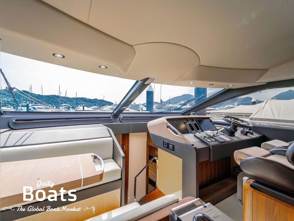 2018 Azimut 72 Fly for sale. View price, photos and Buy 2018 Azimut 72 ...