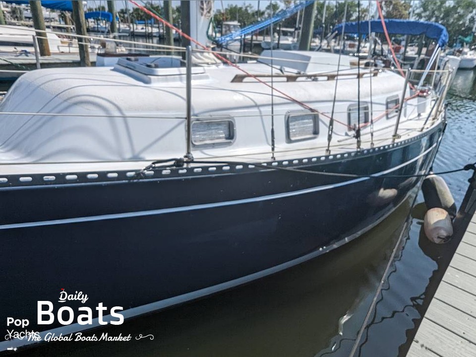 1981 Bayfield Boat Yard 32C for sale. View price, photos and Buy 1981 ...