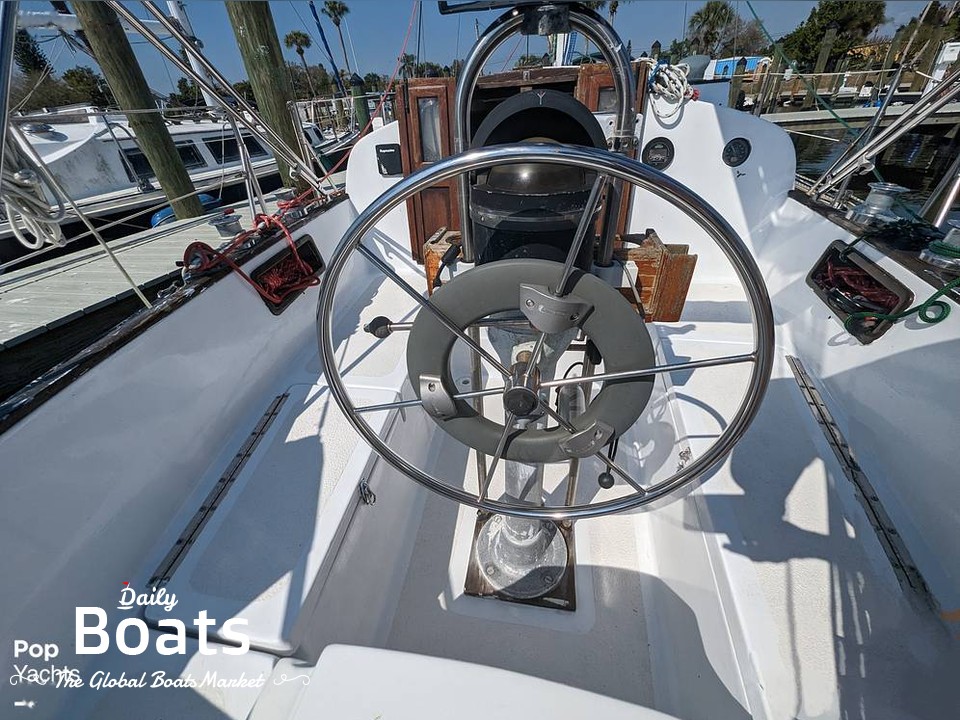 1981 Bayfield Boat Yard 32C for sale. View price, photos and Buy 1981 ...