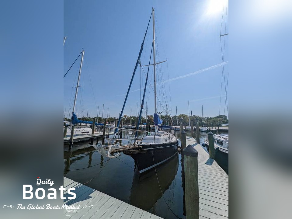 1981 Bayfield Boat Yard 32C for sale. View price, photos and Buy 1981 ...