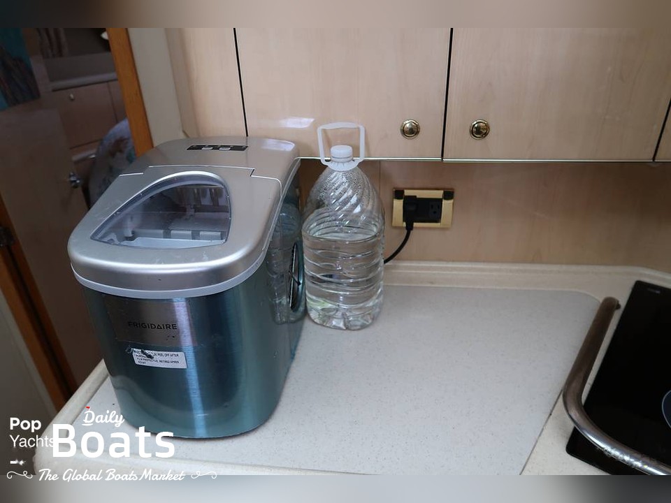 2000 Sea Ray 420 Ac for sale. View price, photos and Buy 2000 Sea Ray ...