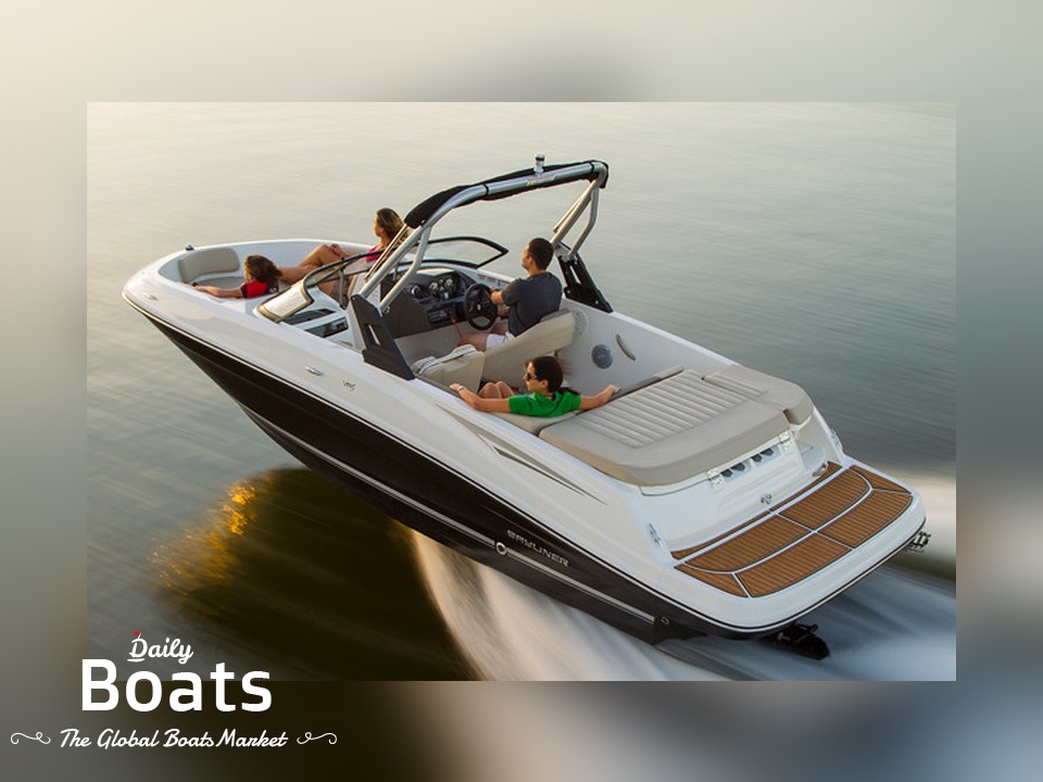 2023 Bayliner Vr5 Bowrider Inboard for sale. View price, photos and Buy ...