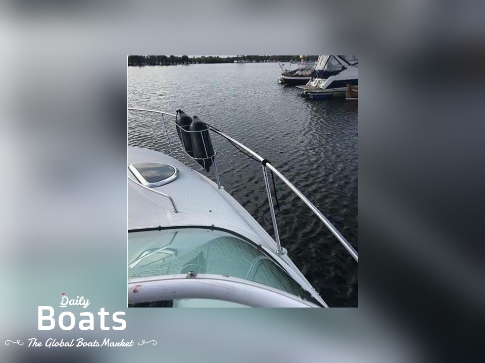 2001 Celebrity Boats Doral 900 Express Cruiser for sale. View price ...