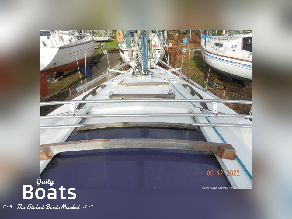 1993 British Hunter 30 Horizon for sale. View price, photos and Buy ...