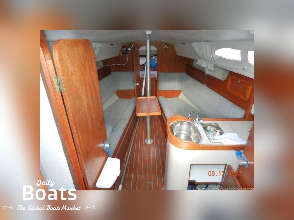 1993 British Hunter 30 Horizon for sale. View price, photos and Buy ...