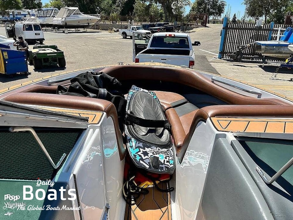 2007 Cobalt Boats Custom 262 for sale. View price, photos and Buy 2007 ...