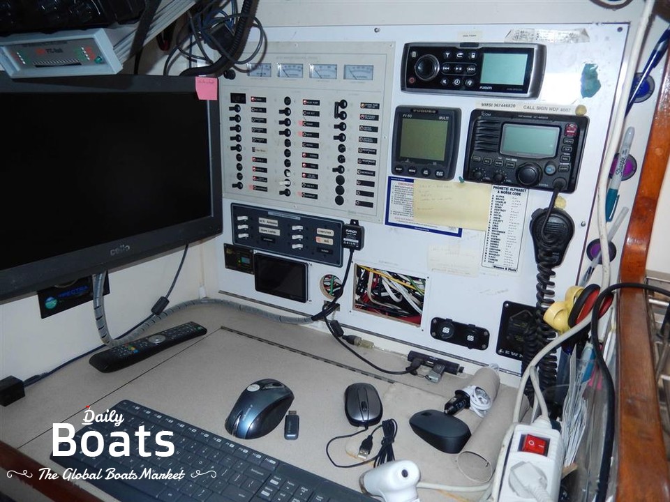 1997 Caliber Yachts 40 Lrc for sale. View price, photos and Buy 1997 ...