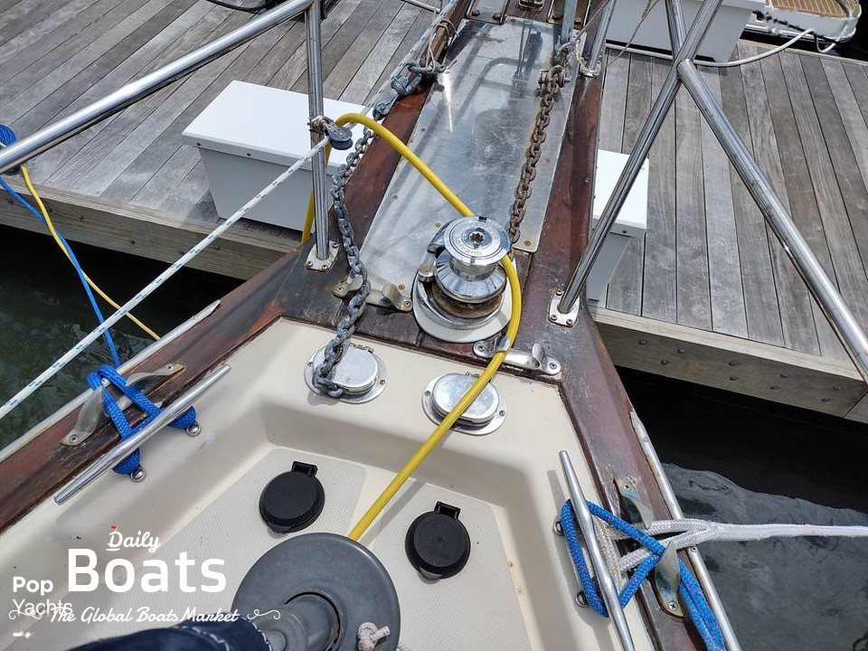 1991 Island Packet 35 for sale. View price, photos and Buy 1991 Island ...