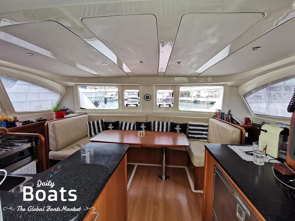 2010 Robertson & Caine Leopard 38 for sale. View price, photos and Buy 2010 Robertson & Caine ...