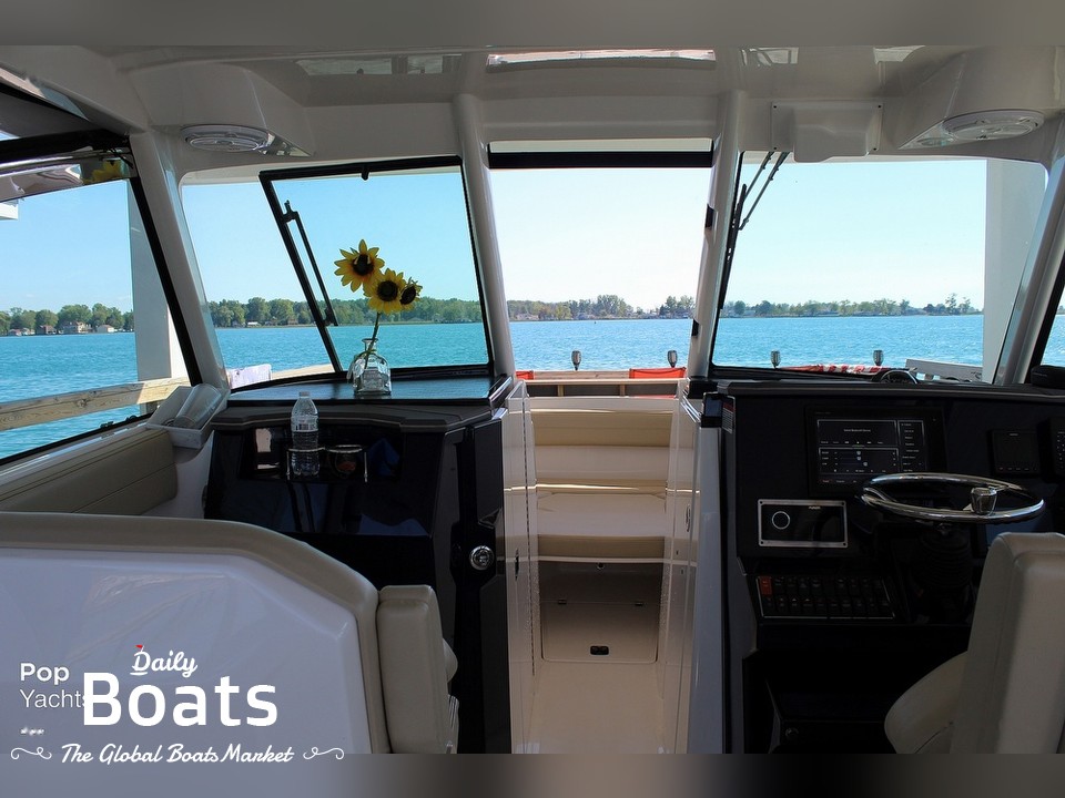 2018 Pursuit 295 Dc for sale. View price, photos and Buy 2018 Pursuit ...