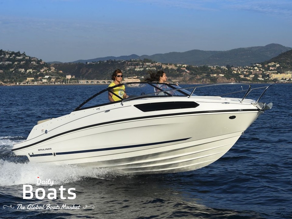 Bayliner Vr5 Cuddy Inboard for sale. View price, photos and Buy ...