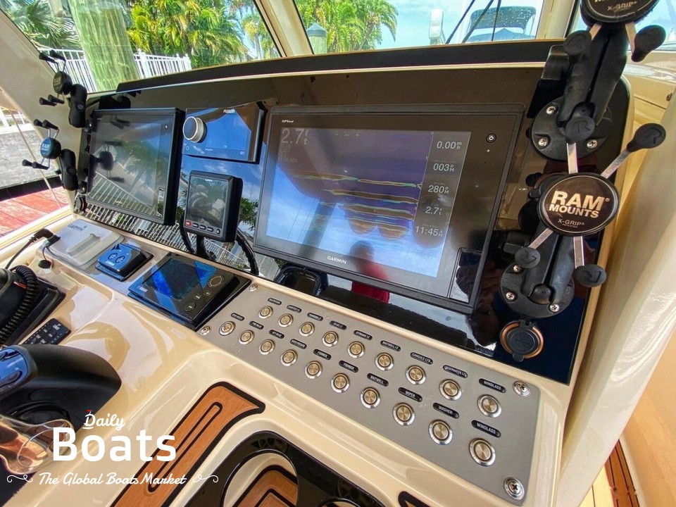 2015 Scout Boats 300 Lxf for sale. View price, photos and Buy 2015 ...