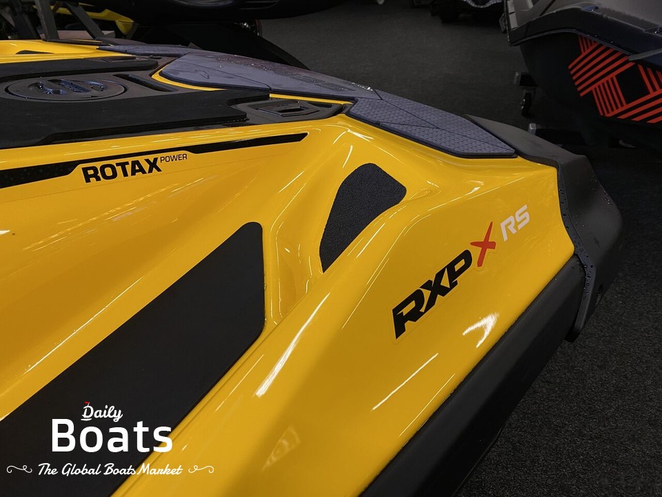 2023 Sea-Doo Rxp X-Rs 300 2023 Yellow à vendre. Voir le prix, les ...