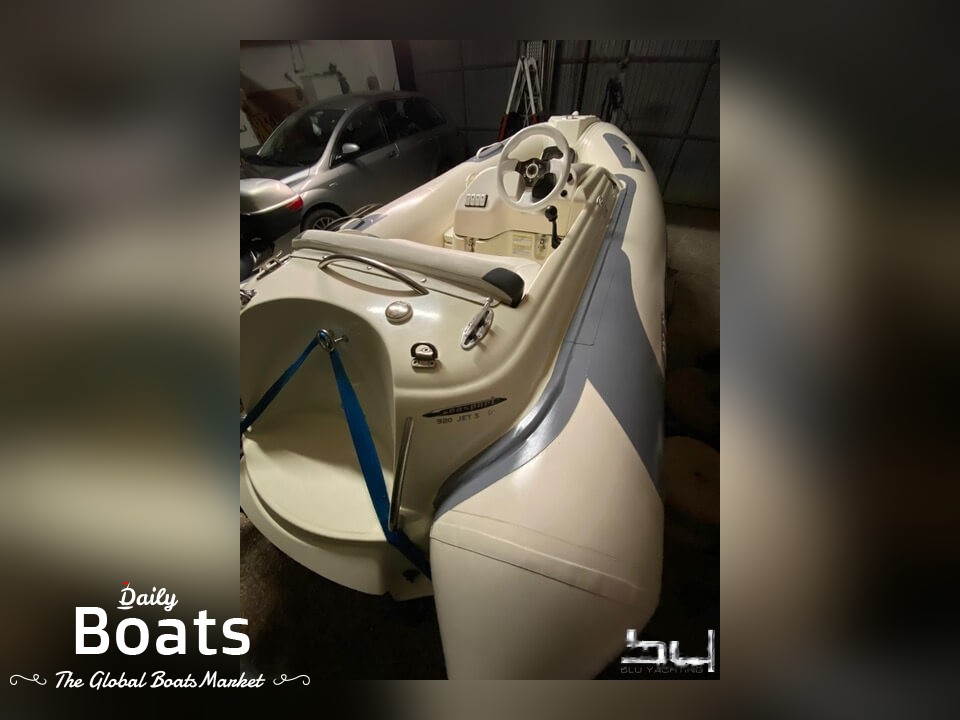 2010 Avon Inflatables 320 Jet for sale. View price, photos and Buy 2010 ...