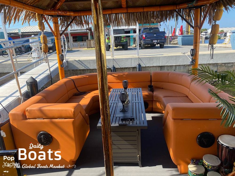 2022 Custom built/Eigenbau Tiki Bar Boat 30 for sale. View price ...