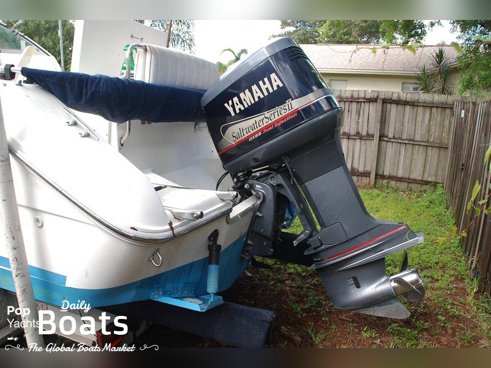 1996 Sea Ray Laguna 24 Flush Deck Cuddy for sale. View price, photos ...