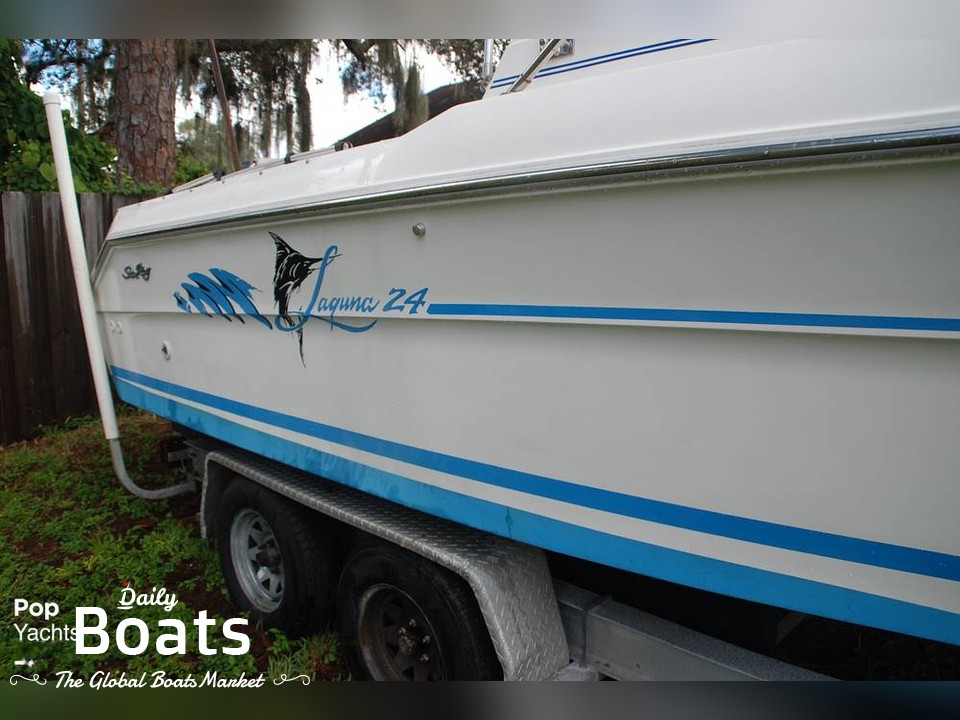 1996 Sea Ray Laguna 24 Flush Deck Cuddy for sale. View price, photos ...