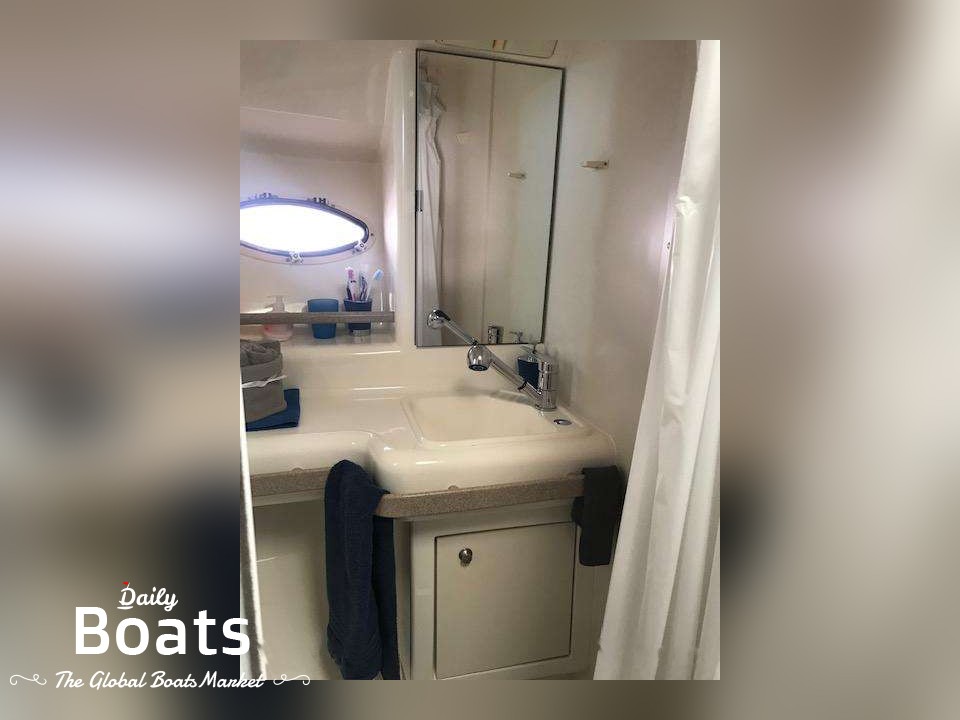 1997 Silverton 32 for sale. View price, photos and Buy 1997 Silverton ...