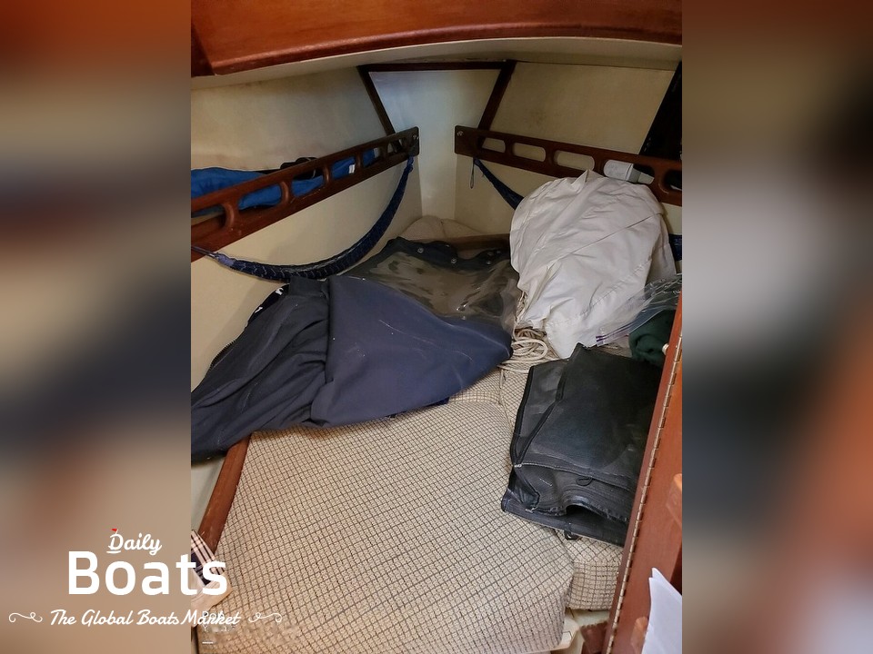 1983 Ericson Yachts 26 for sale. View price, photos and Buy 1983 ...