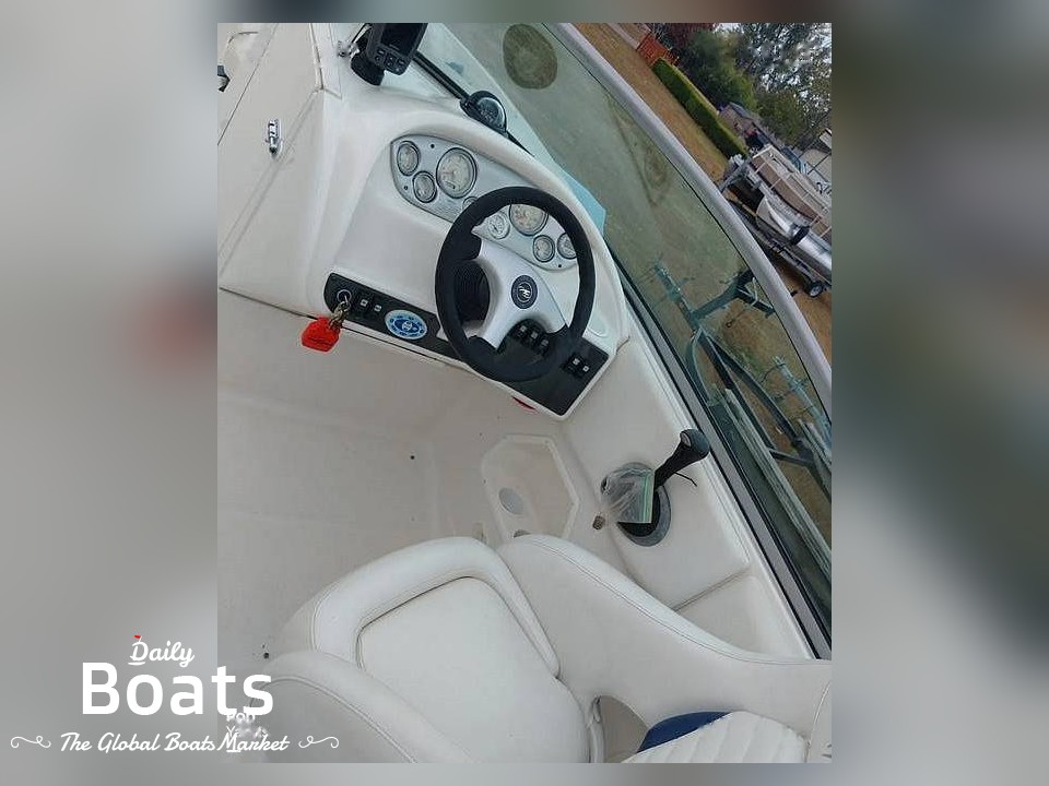 2004 Monterey 233 Explorer Open for sale. View price, photos and Buy ...