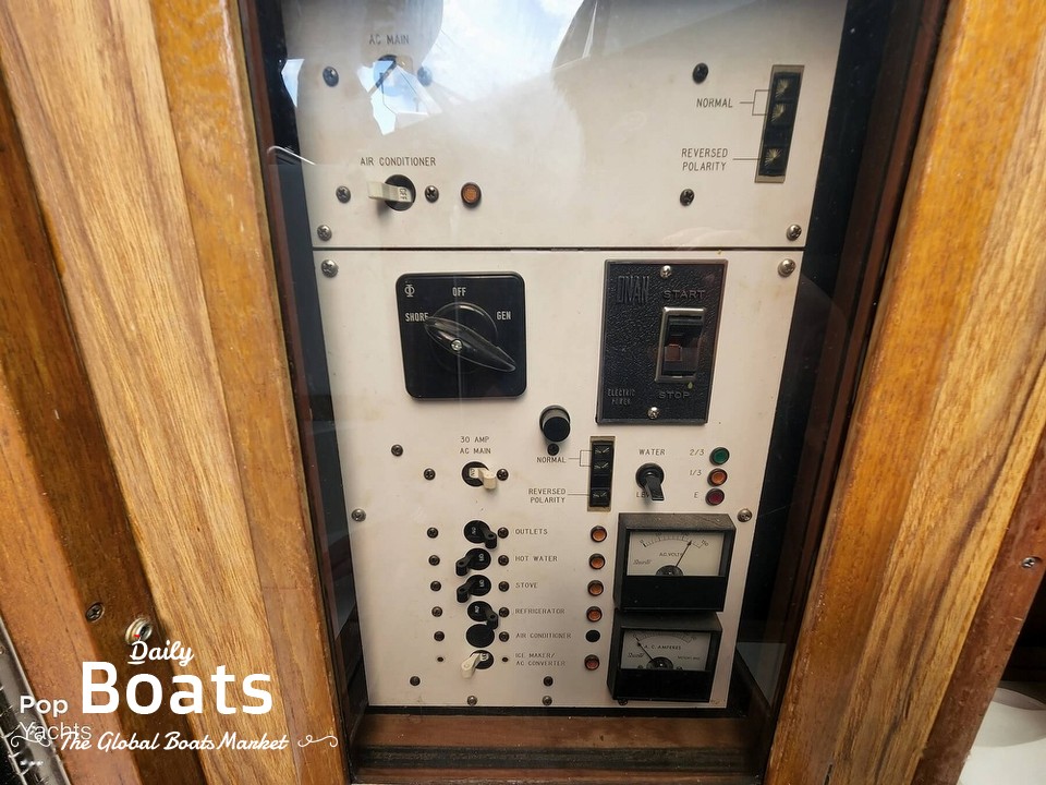 1985 Sea Ray 340 Sundancer for sale. View price, photos and Buy 1985 ...