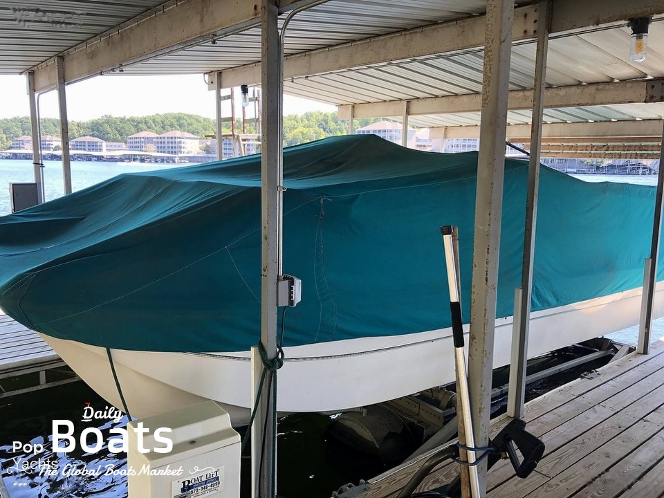 1995 Regal Leisure Cat 26 for sale. View price, photos and Buy 1995 ...