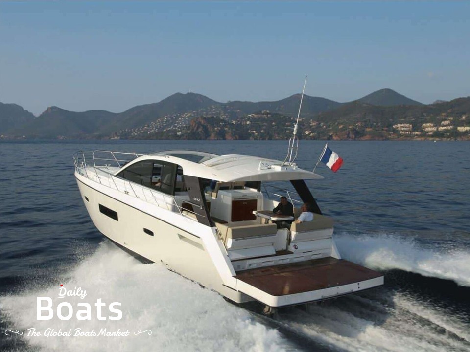 2012 Sealine Sc42 for sale. View price, photos and Buy 2012 Sealine ...