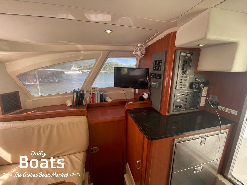 2012 Leopard Yachts 39 Powercat for sale. View price, photos and Buy ...