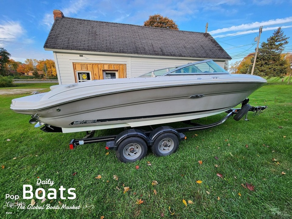 2007 Sea Ray 220 Select for sale. View price, photos and Buy 2007 Sea ...