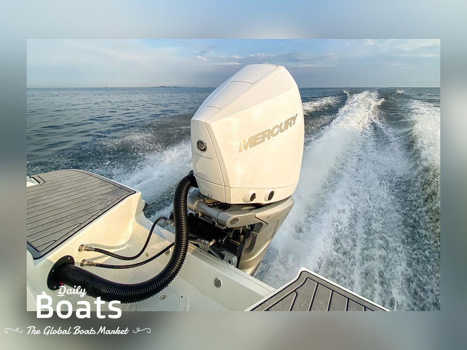 2023 Sea Ray 230 Cuddy Cabin Mit 150 Ps for sale. View price, photos ...