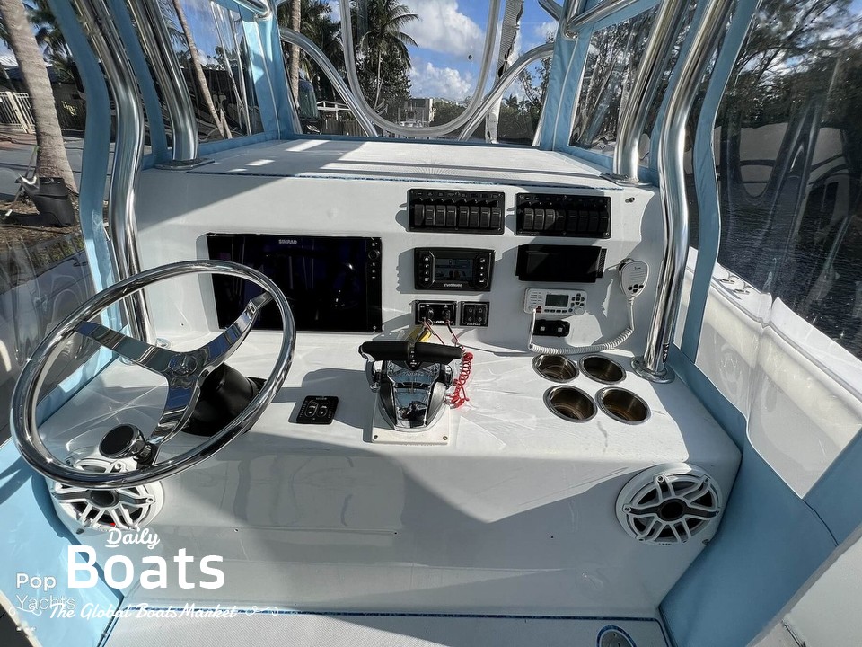 1990 Ocean Master 31 for sale. View price, photos and Buy 1990 Ocean ...