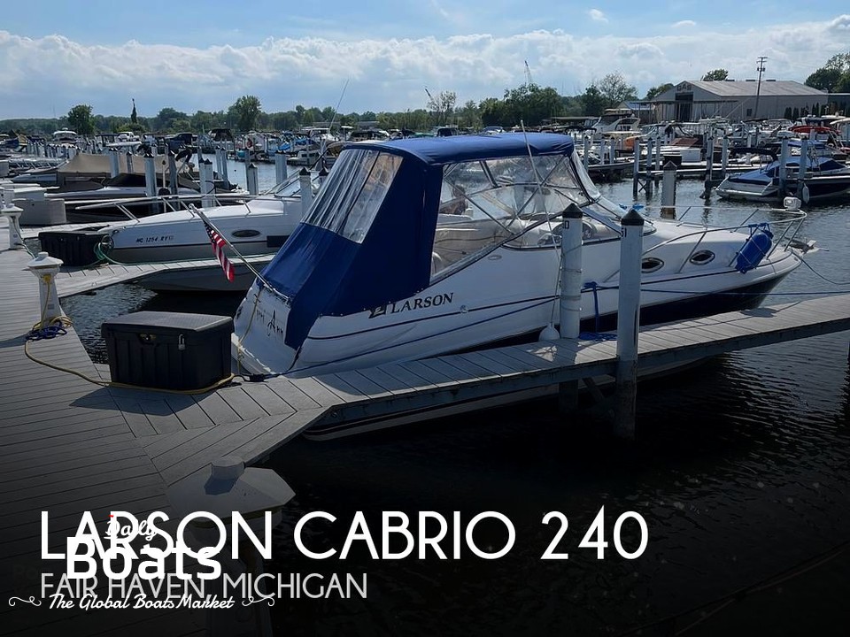 2005 Larson Cabrio 240 for sale. View price, photos and Buy 2005 Larson ...
