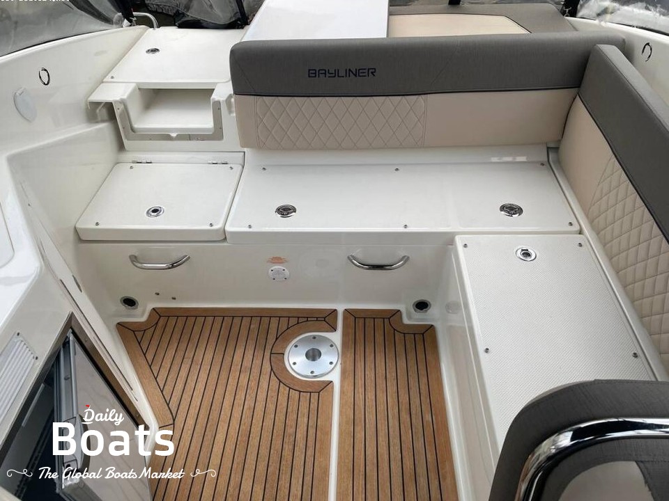 2021 Bayliner 742R for sale. View price, photos and Buy 2021 Bayliner ...