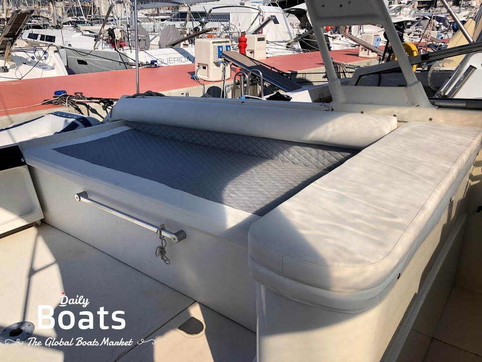 1985 Ferretti Yachts Altura 35 for sale. View price, photos and Buy ...