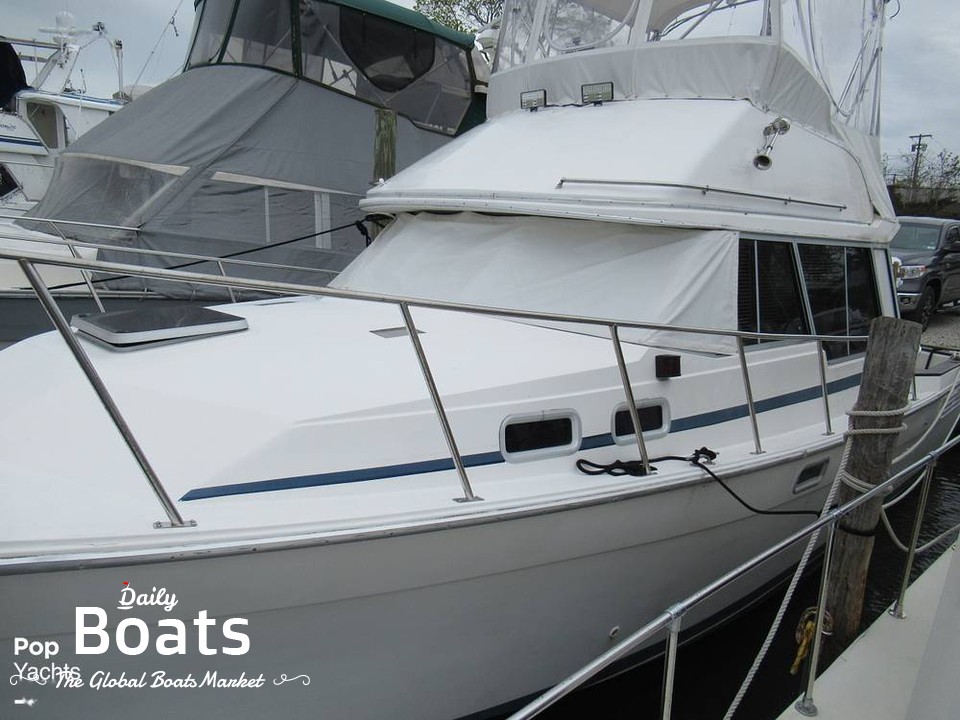 1987 Bayliner 3270 Motoryacht for sale. View price, photos and Buy 1987 ...