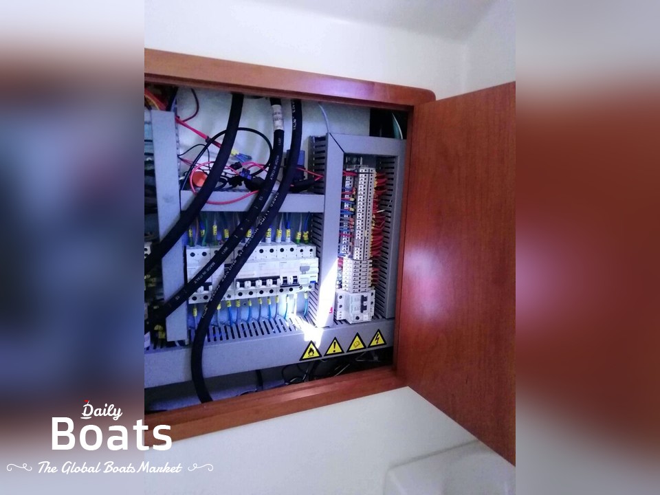 2011 Rodman 870 Adv for sale. View price, photos and Buy 2011 Rodman ...