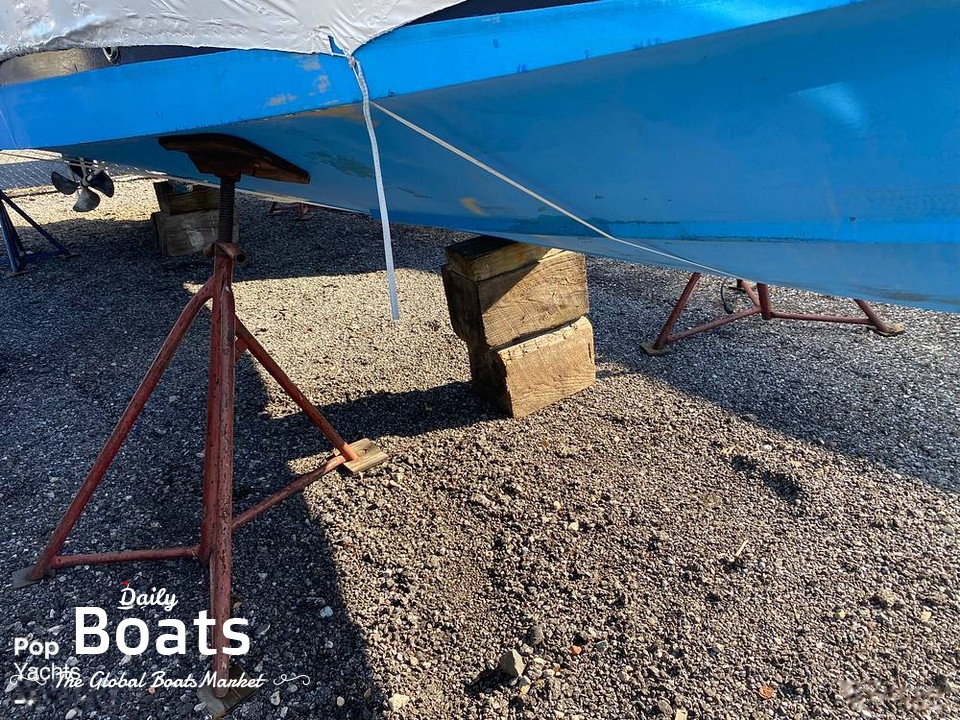 1986 Topaz Marine 29 for sale. View price, photos and Buy 1986 Topaz ...