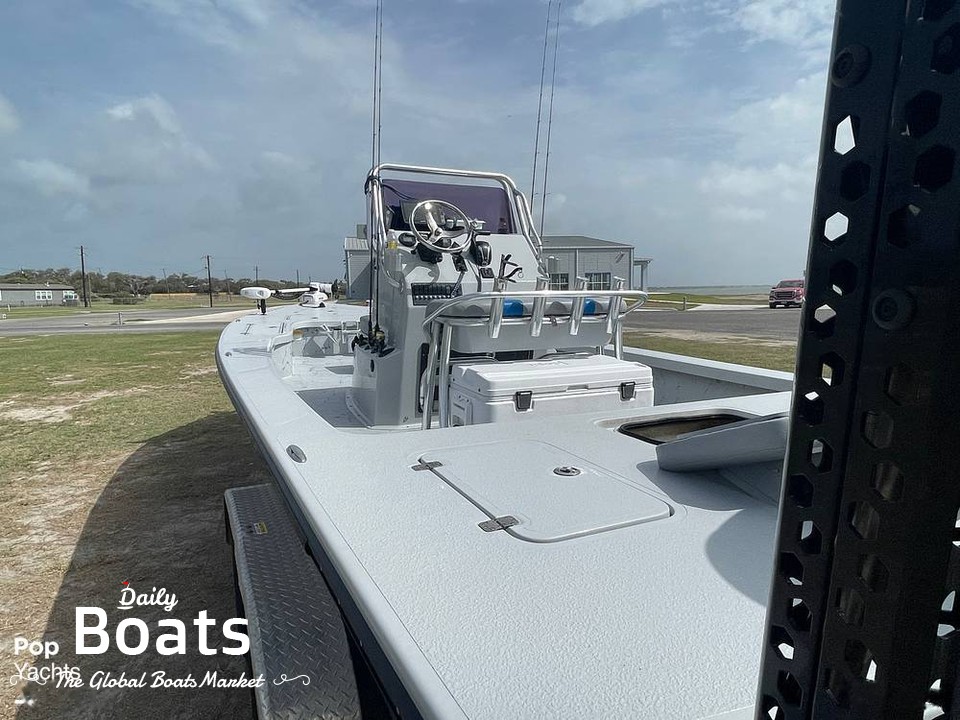 2021 Majek 25 Xtreme for sale. View price, photos and Buy 2021 Majek 25 ...