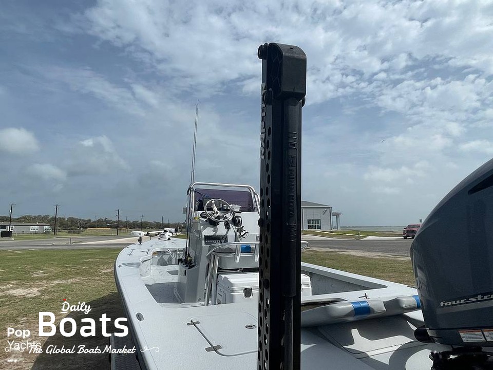 2021 Majek 25 Xtreme for sale. View price, photos and Buy 2021 Majek 25 ...