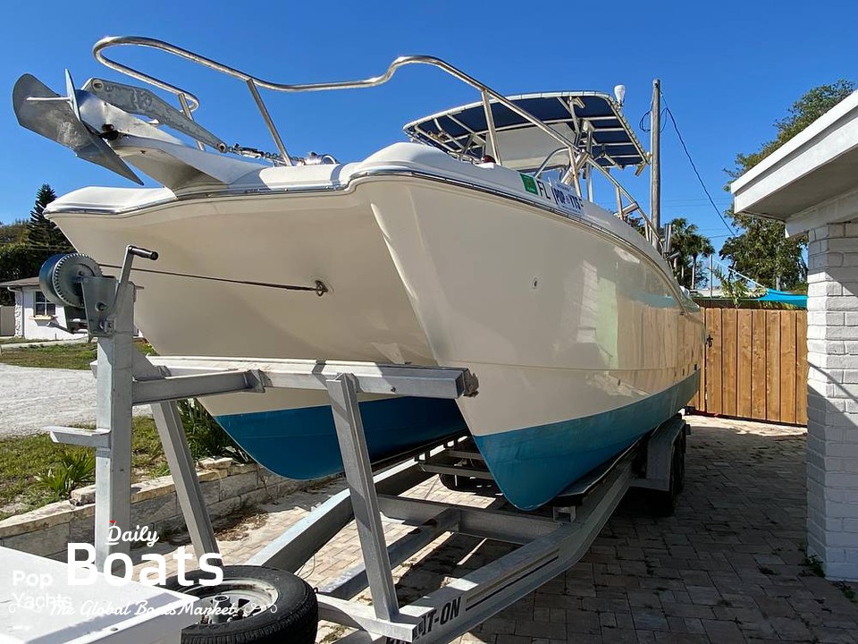 1999 World Cat 266 Sf for sale. View price, photos and Buy 1999 World ...