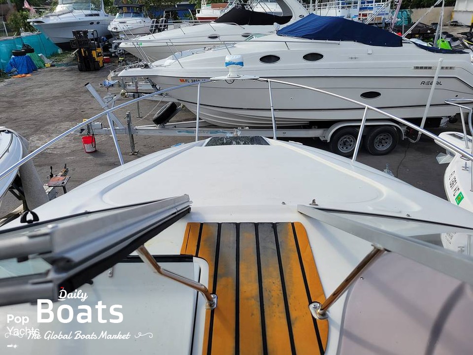 1998 Regal Commodore 242 for sale. View price, photos and Buy 1998 ...