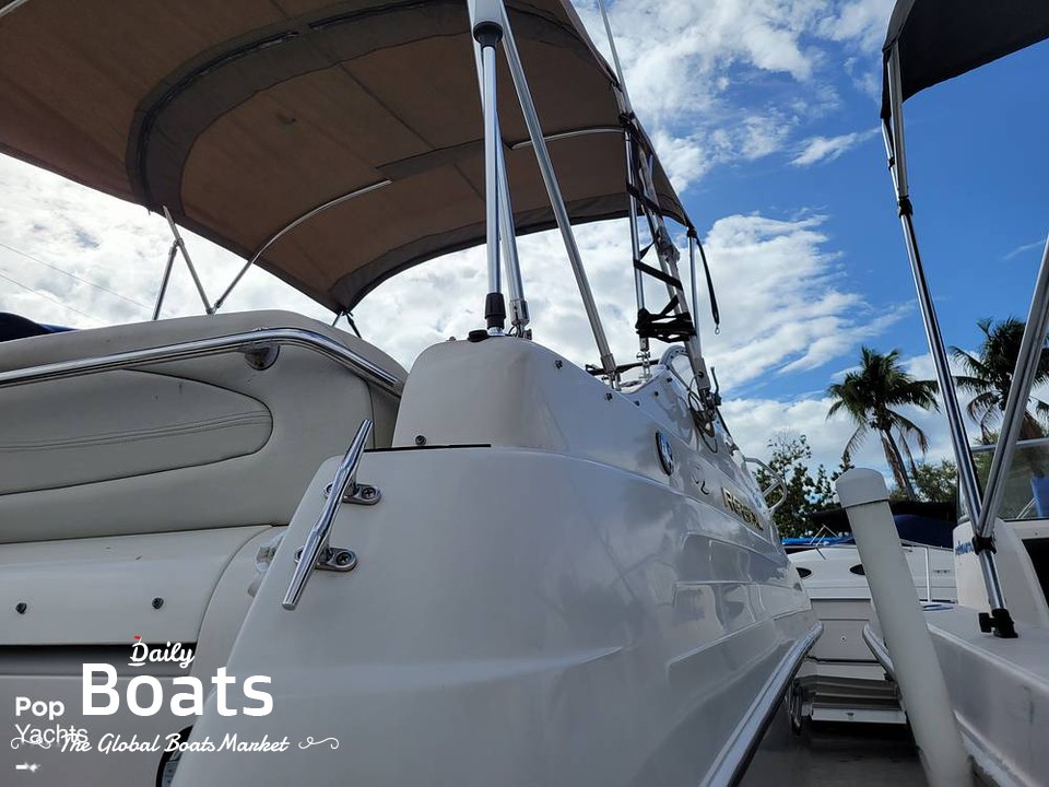 1998 Regal Commodore 242 for sale. View price, photos and Buy 1998 ...