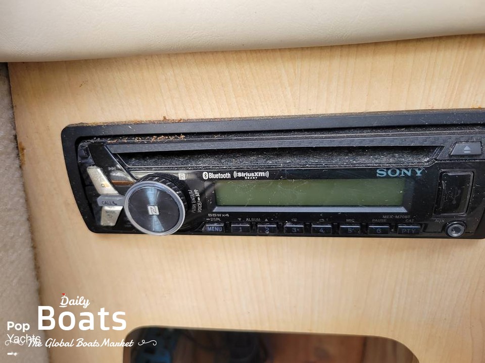 1998 Regal Commodore 242 for sale. View price, photos and Buy 1998 ...