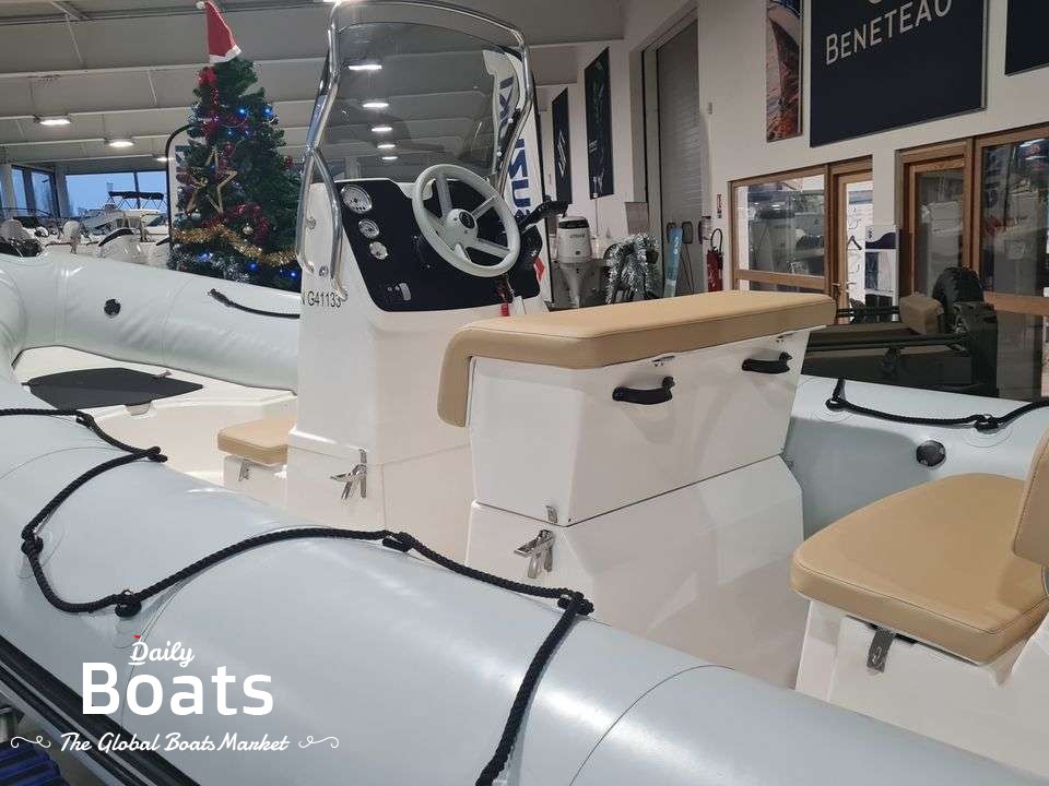 2022 Bombard Sunrider 650 for sale. View price, photos and Buy 2022 ...