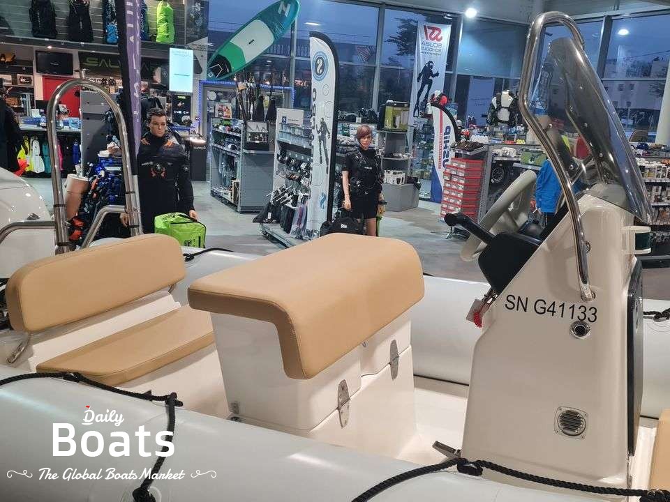 2022 Bombard Sunrider 650 for sale. View price, photos and Buy 2022 ...