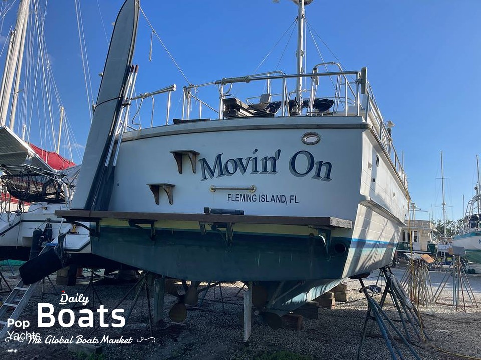 1984 Present Yachts Double Cabin for sale. View price, photos and Buy ...