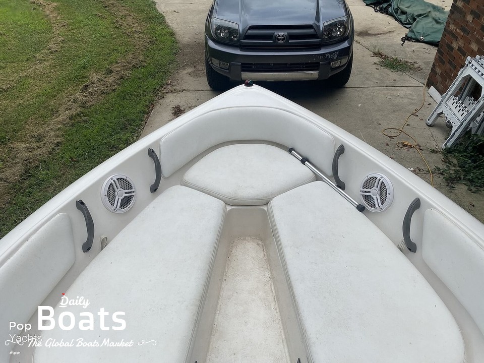 2000 Moomba Outback Ls for sale. View price, photos and Buy 2000 Moomba ...