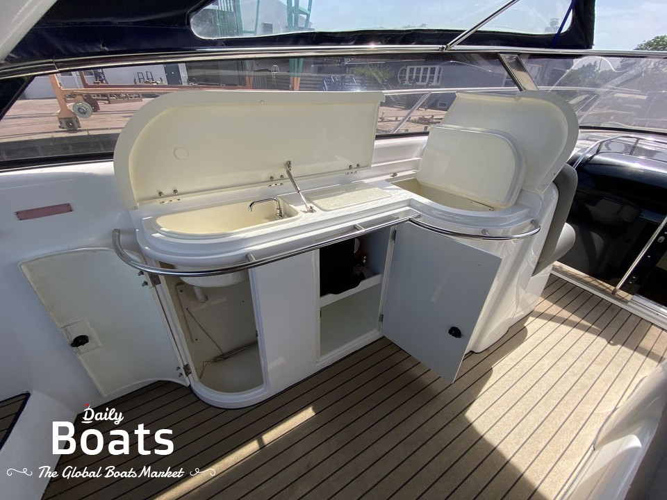 1994 Sunseeker Comanche 40 for sale. View price, photos and Buy 1994 ...